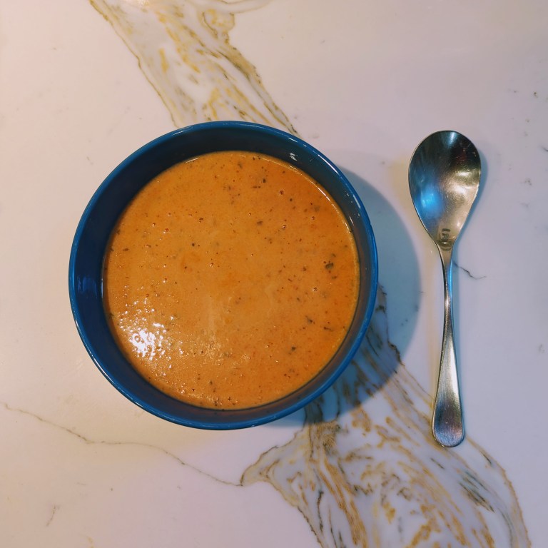 High-protein Tomato Bisque – Thea's little kitchen
